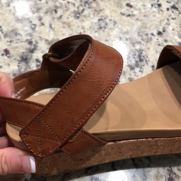 True Craft | Shoes | True Craft Sandals Brown 6m | Poshmark